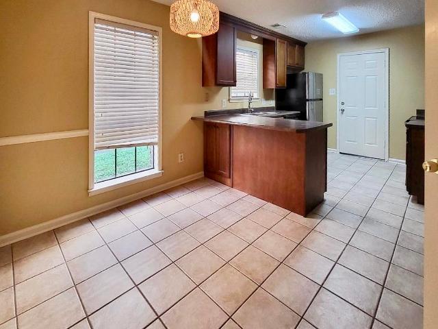 8326 twin rivers dr