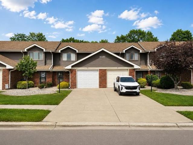 8327 Fairbanks St Apt 4C, Crown Point, IN 46307