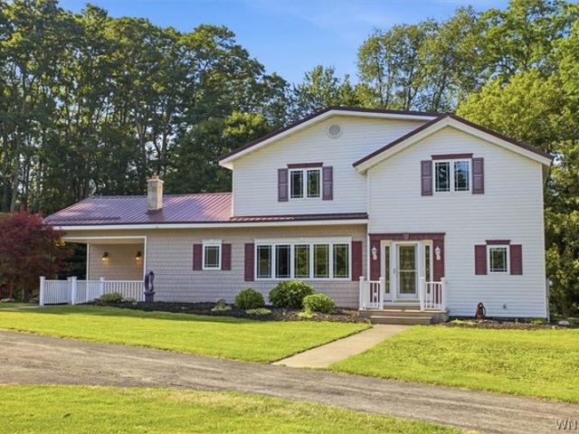 8327 Indian Falls Rd, Corfu, NY 14036