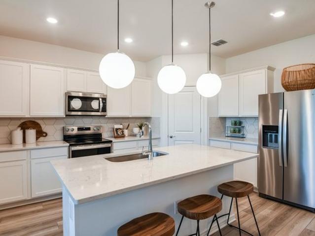 8327 SW 58th Loop, Ocala, FL 34481