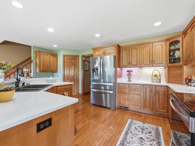 8328 Norwood Court