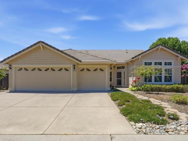 8329 Oakwood Hills Cir, Citrus Heights, CA 95610