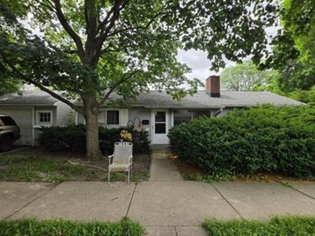 8329 W Auer Ave, Milwaukee, WI 53222