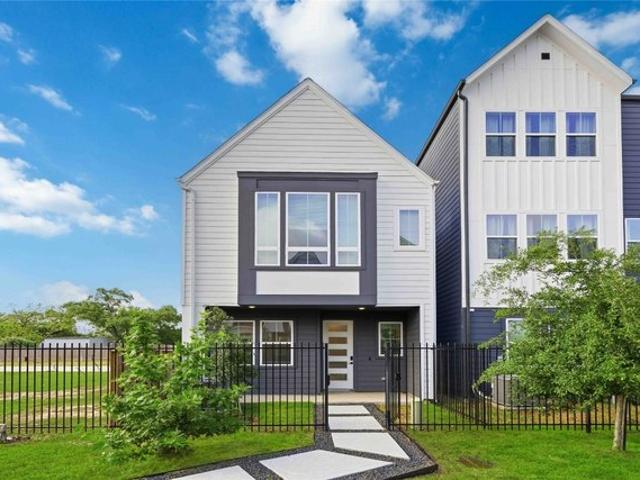 8320 Springwood Canyon Ln, Houston, TX 77055