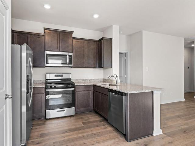 8320 White Wolf Trail