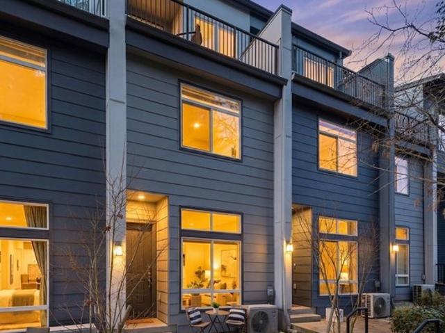 8321 NE 176th Ct Unit 104, Kenmore, WA 98028