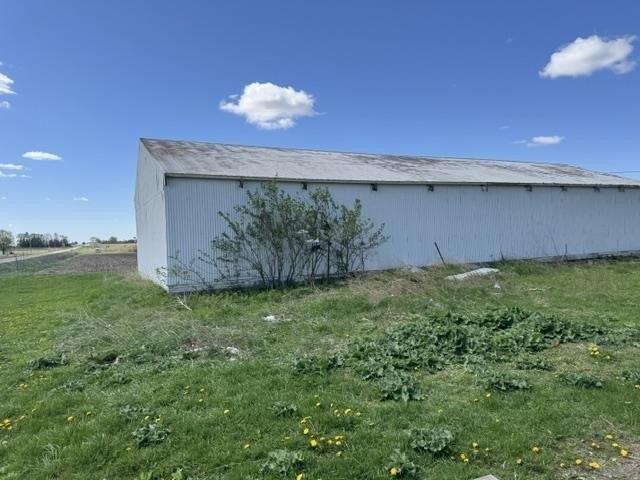 8321 L Ave, Fayette, IA 52142