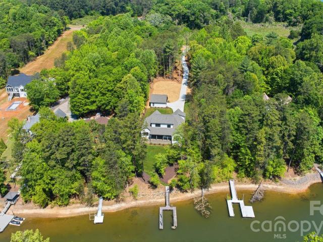 8321 Long Island Road