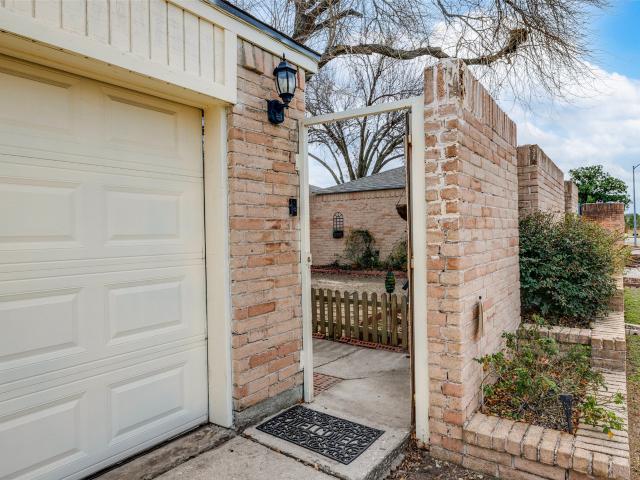 8322 Windy Oaks Dr, Houston, TX 77040 | MLS #24103