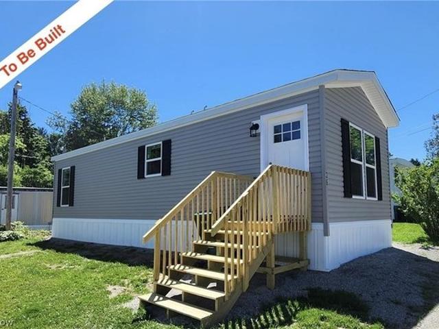 8323 Eagle Rd Unit 50, Kirtland, OH 44094