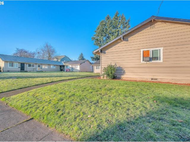 8323 8 n dwight ave