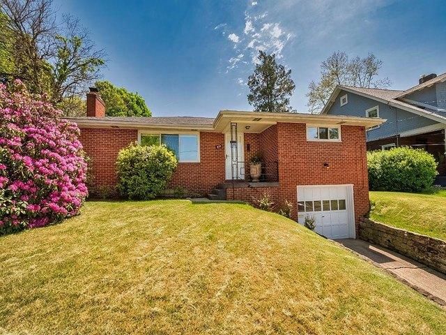 832 5th St, Oakmont, PA 15139