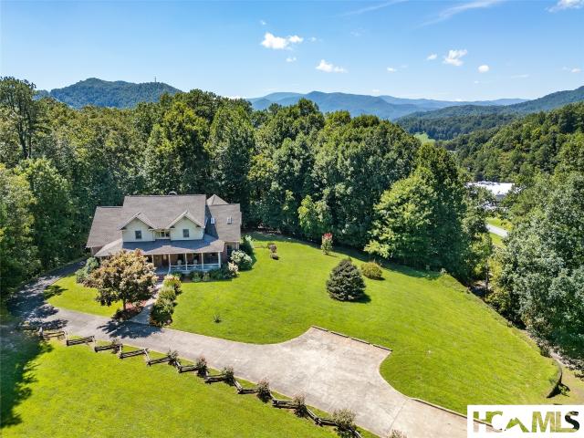 832 Asheville Highway
