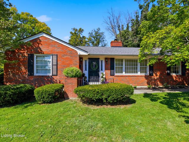 832 Ashland Ave
