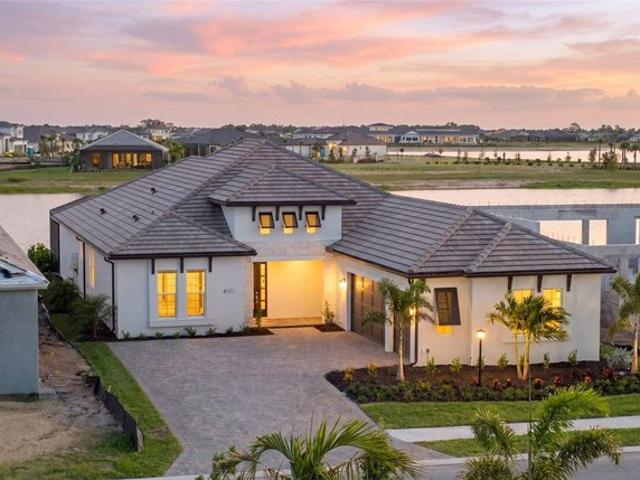 832 Blue Shell Loop, Sarasota, FL 34240