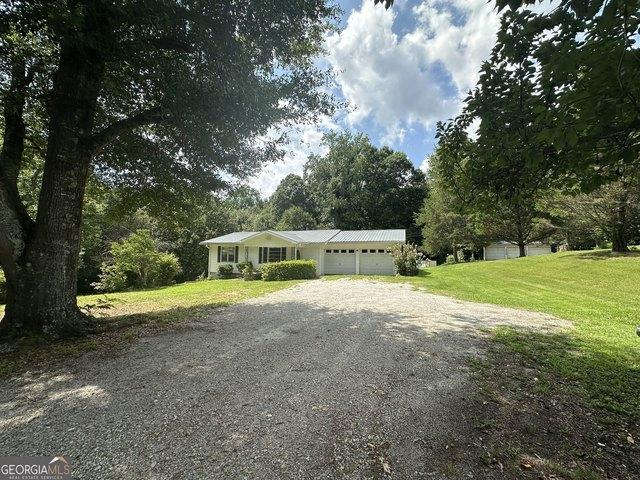 832 Buena Vista Dr, Eastanollee, GA 30538