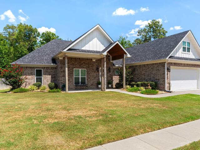 832 Grand Teton
