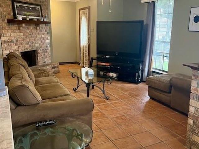 832 Dolphin Court