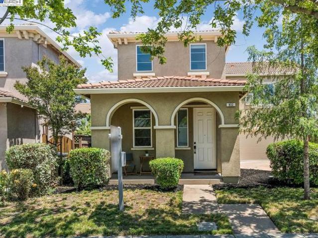 832 Del Prado St, Mountain House, CA 95391