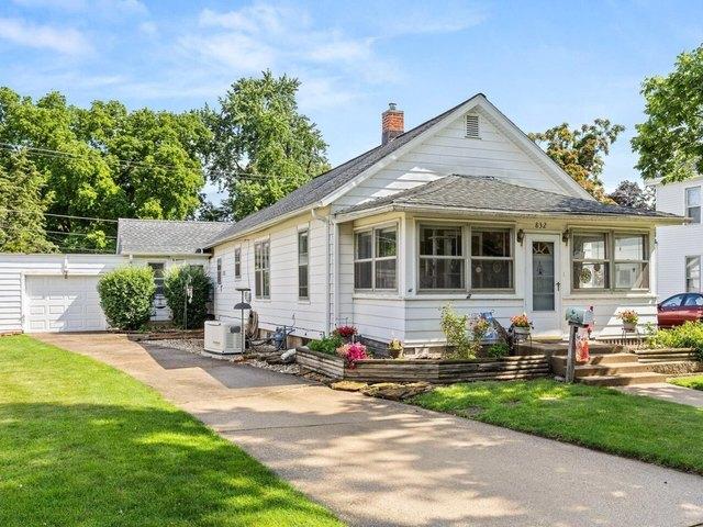 832 E Jefferson St, Morris, IL 60450