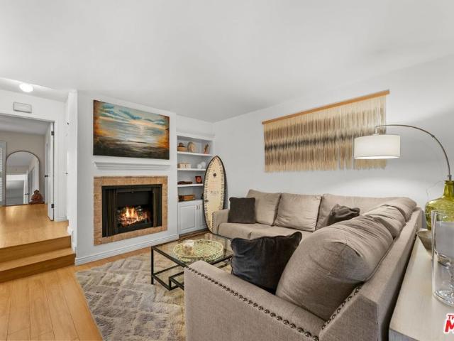 832 Euclid Street 105