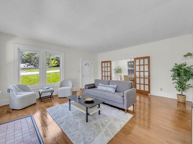 832 Fairmount Avenue