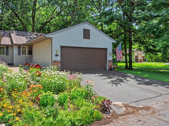 832 Highbanks Drive # 19