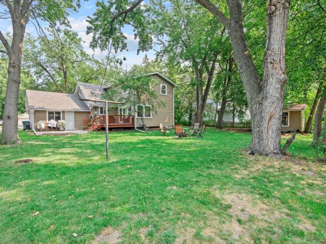 832 Lovell Avenue W