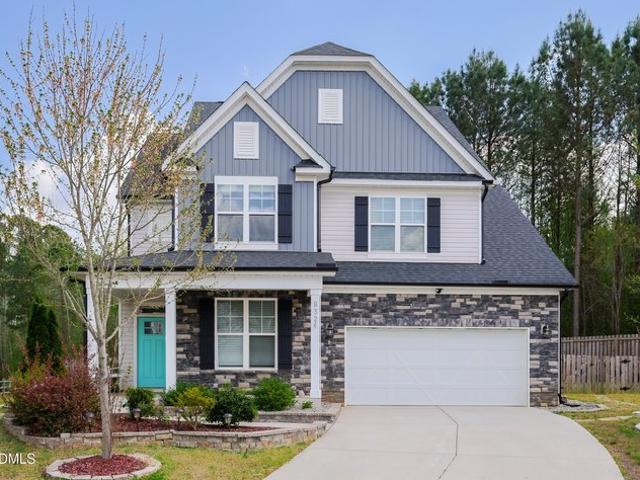 832 Logan Meadow Ct, Fuquay Varina, NC 27526