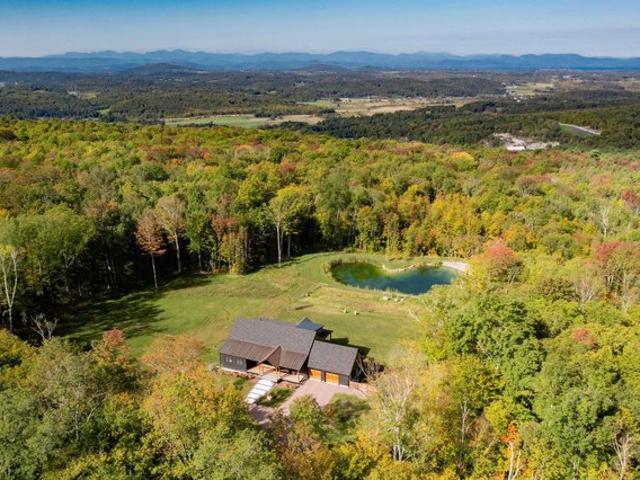 832 Lincoln Hill Rd, Hinesburg, VT 05461