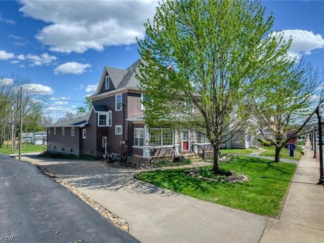 832 S Main St, North Canton, OH 44720