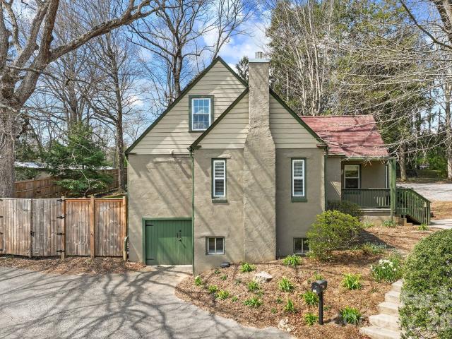 832 Sand Hill Road