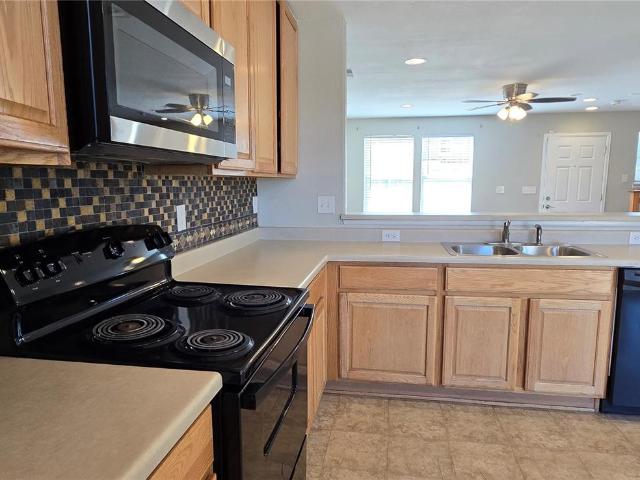 832 Sunrise Drive