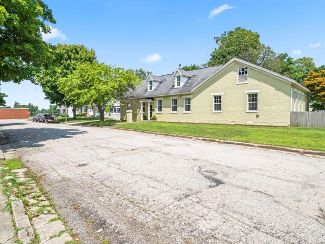 832 Pershing Drive