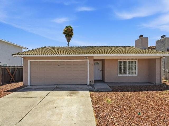832 W 8th St, Stockton, CA 95206