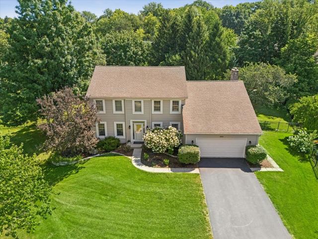 832 Wexford Court