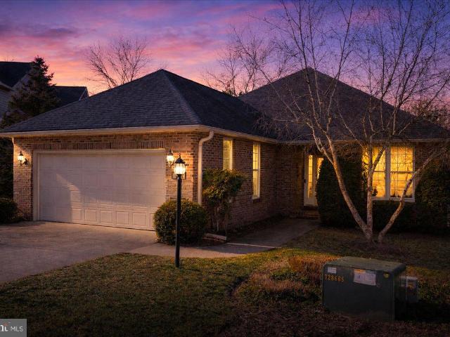 832 Winder Ct, Winchester, VA 22601 | MLS #VAWI2009 | Compass