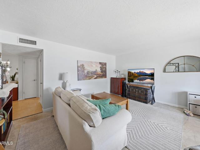 8334 E Valley Vista Dr, Scottsdale, AZ 85250 | MLS #6999