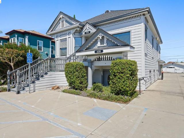 8336 Brentwood Blvd