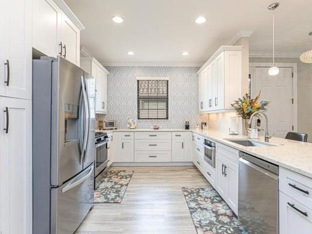 8336 Lucello Terrace N, Naples, FL 34114