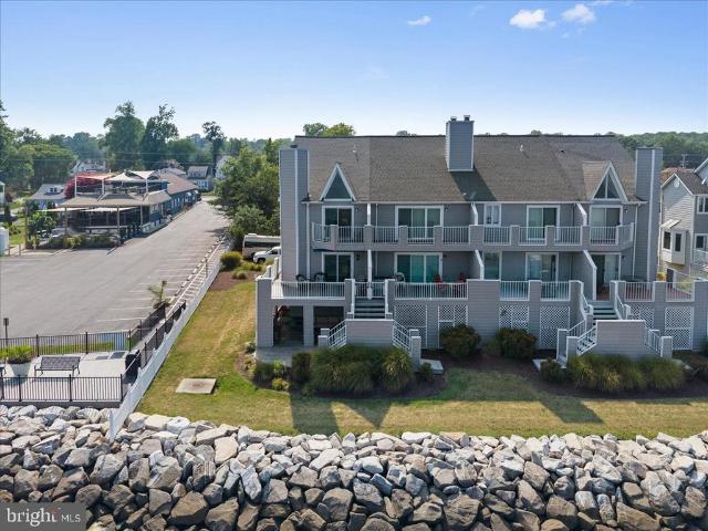 8337 Bay Crest Court