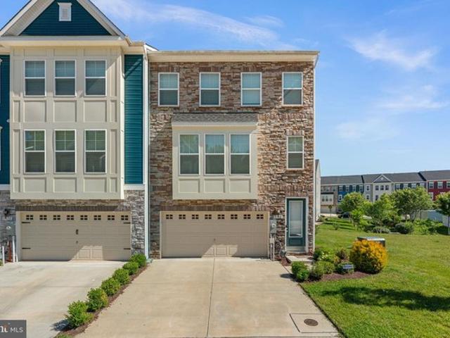 8338 Amber Beacon Cir, Millersville, MD 21108