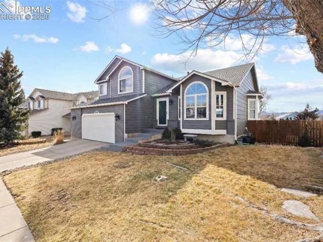 8338 Andrus Dr, Colorado Springs, CO 80920