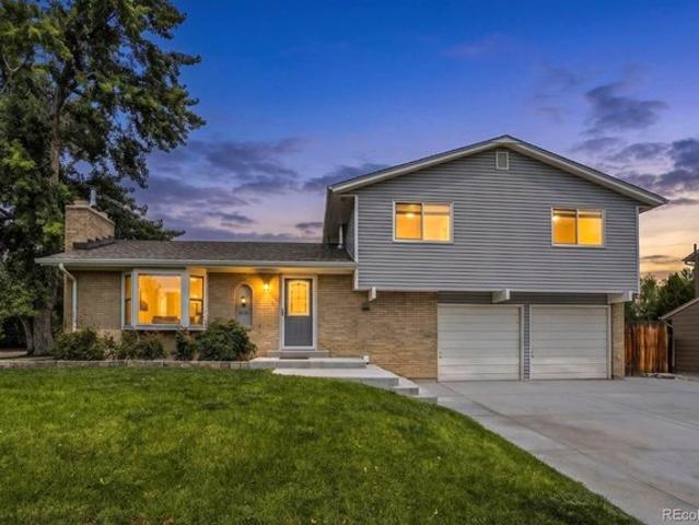 8330 Chase Dr, Arvada, CO 80003