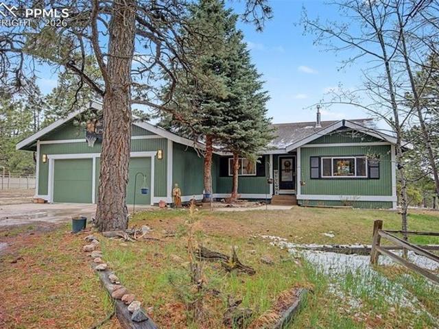 8330 Kirk Dr, Colorado Springs, CO 80908