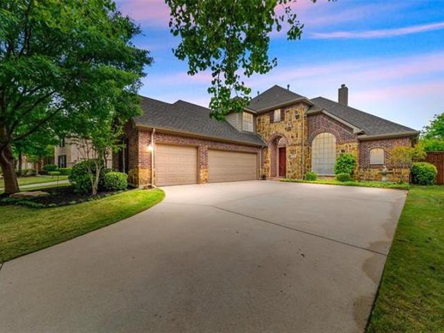 8330 Thatcher Rd, Lantana, TX 76226