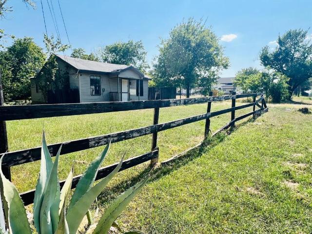 8332 Midland Lane