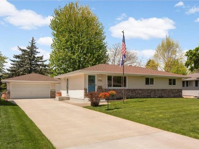 8332 Chicago Ave S, Bloomington, MN 55420