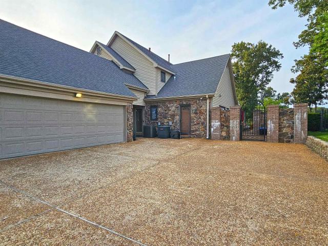 8332 countrywood fwy