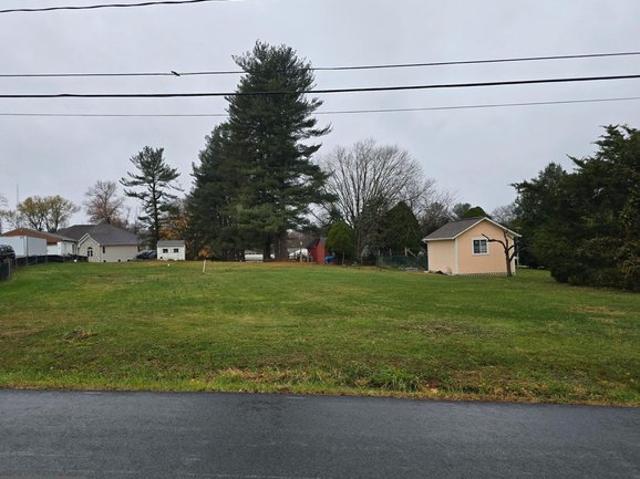 8333 Grove Angle Rd, Ellicott City, MD 21043